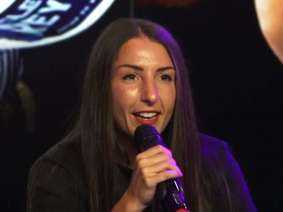 Kim Clavel's Instagram, Twitter & Facebook on IDCrawl