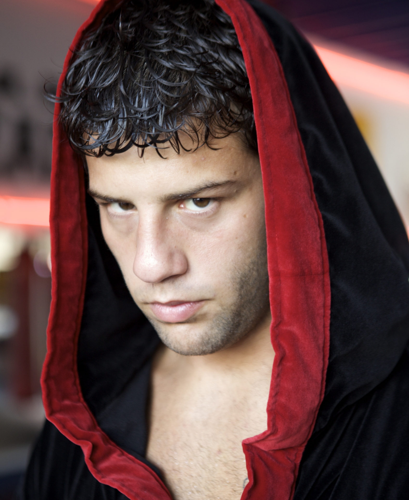 Undefeated middleweight prospect Michael Oliveira goes home for ...